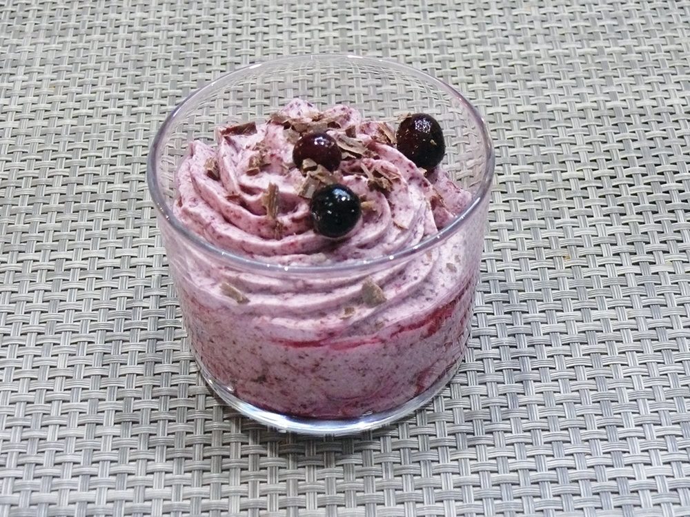 Mousse aux cassis | VICI Solutions